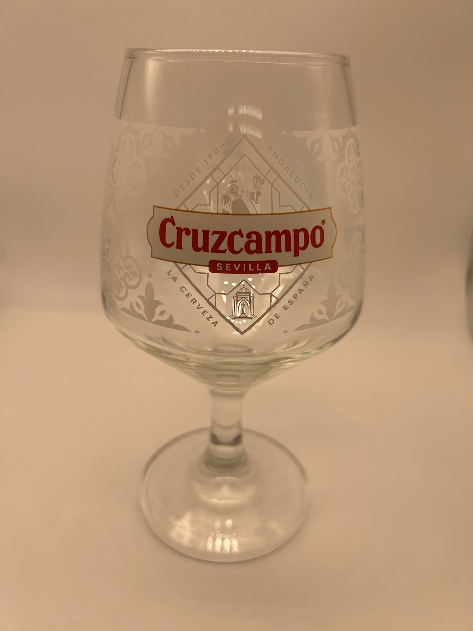 Cruzcampo 20oz nucleated pint glass – UK Glassware